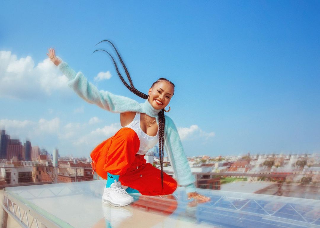 Krystal Vega – Togethxr